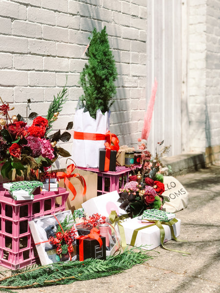 Stuck in a Kris Kringle Pringle? Corporate gifts sorted | Hello Blooms